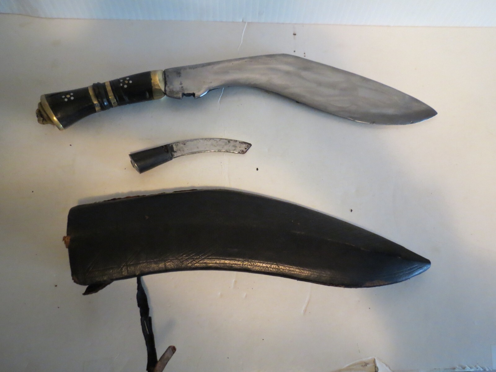 Vintage WW2 Nepal Indian Kukri Gurkha Fighting Knife W/ Scabbard - Very ...