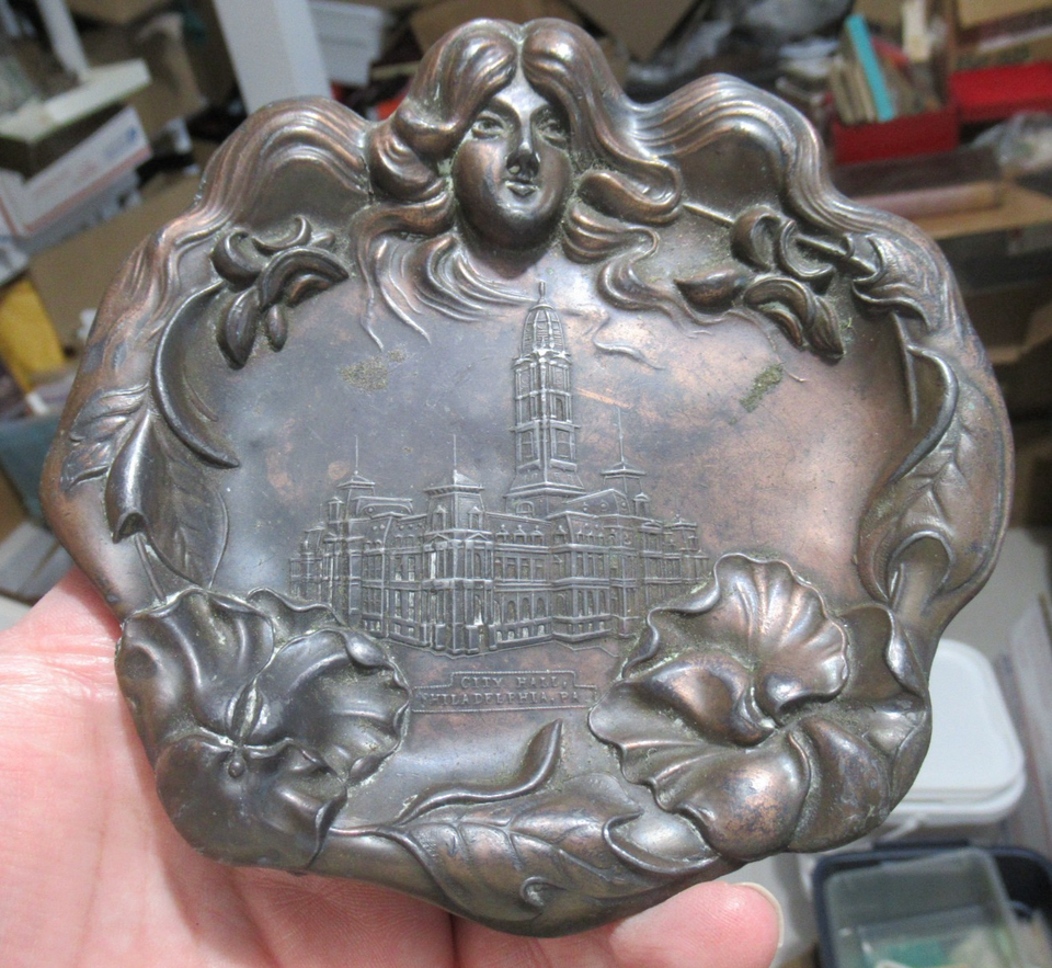 Antico Art Nouveau Piattino Città Hall Philadelphia Pa George B.Evans ...