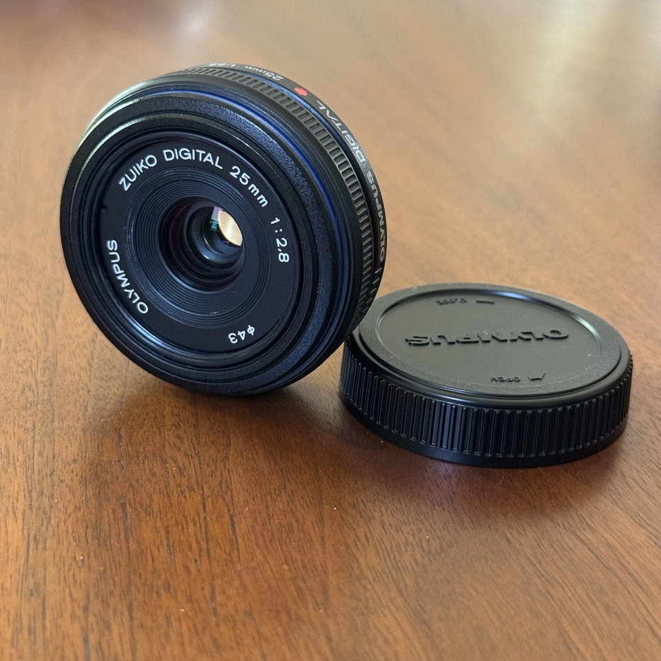 Olympus EVOLT E-500 8MP Kodak CCD Sensor DSLR 25mm Pancake 12-60mm Zoom ...