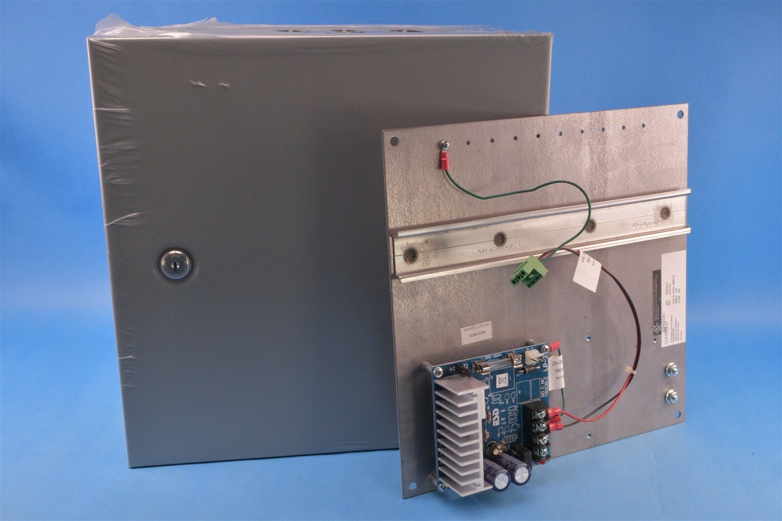 Johnson Controls S300-DIN w/ Hoffman Enclosure | eBay