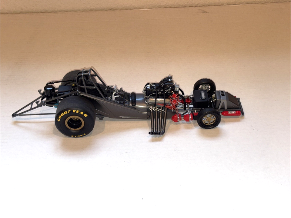 NHRA SCOTTY CANNON 1:16 MILESTONE OAKLEY NITRO Funny Car Time Bomb-No ...