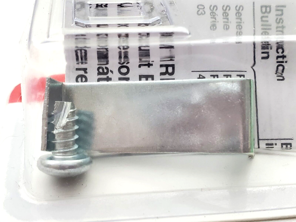 Square D Homeline HOM1RK Main Breaker Retaining Bracket Kit Series 3 | eBay