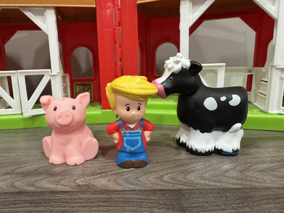 Fisher-Price Little People Toy Folding Barn w/ Silo Farm Animal Sounds ...