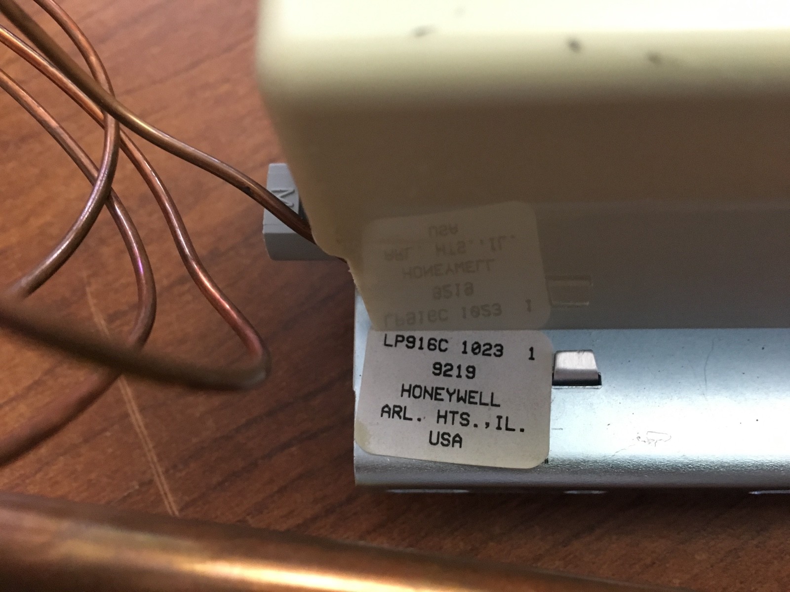 Honeywell LP916C1023 60/80F RA RETURN AIR STAT 60/80F New Old Stock | eBay