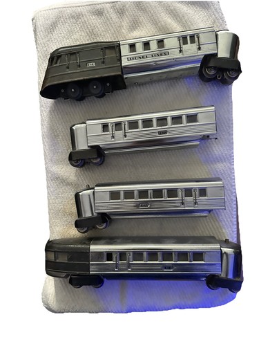 PREWAR LIONEL FLYING YANKEE 4 CAR TRAIN SET 616 617 618 | eBay