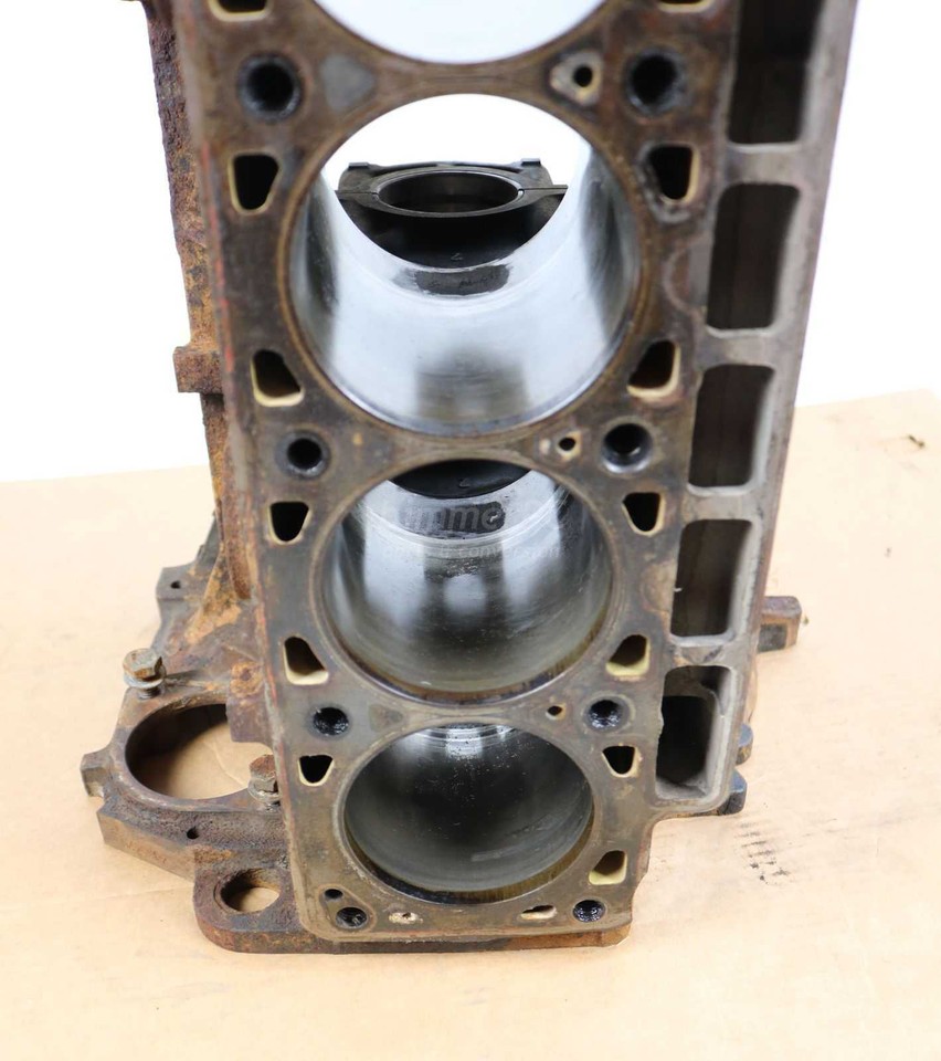 BMW M30 B35 Inline 6 Cylinder Engine Bare Motor Block E34 E32 E24 1987 ...