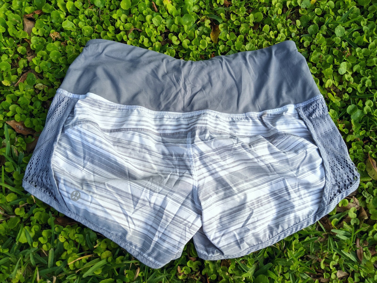 Lululemon Sun Sprinter Short Twisted Stripe Fossil Gr… - Gem