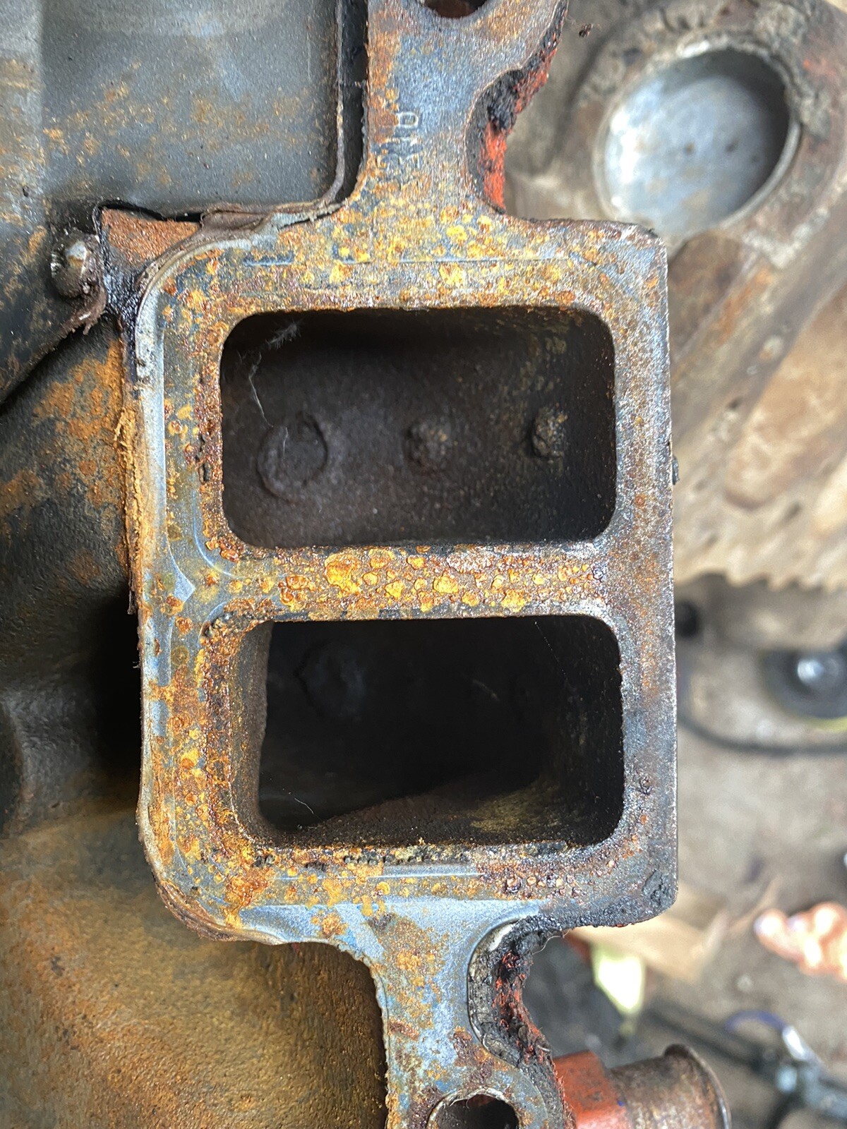 GM Chevrolet 1976-1982 SBC 4 Barrel Quadrajet Intake Manifold #346250 ...