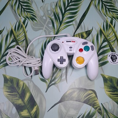 GameStop - G3 Wired White Turbo Controller for GameCube & Wii ...