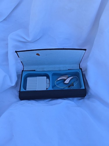 9 Years Old Starkey 3 Series 70 Hearing Aid Set L&R Both Ears + Case ...