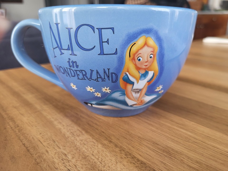 3 Classic Disney Mugs Tigger Dumbo Alice In Wonderland | eBay
