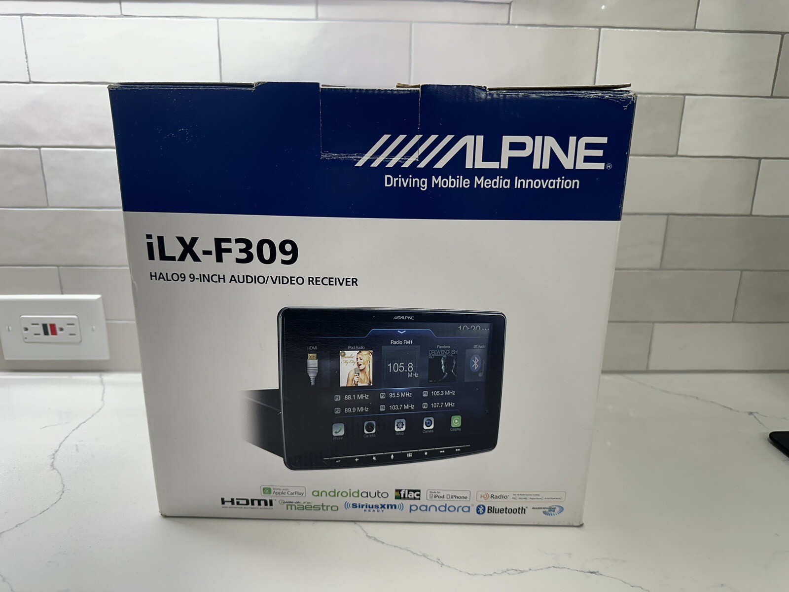 Alpine ILX-F309 9-Inch Halo9 Screen Multimedia Bluetooth Receiver # ...