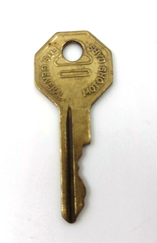 Key General Motors Cars Appx 2” Vintage Curtis Indiana Eastlake B-10 ...