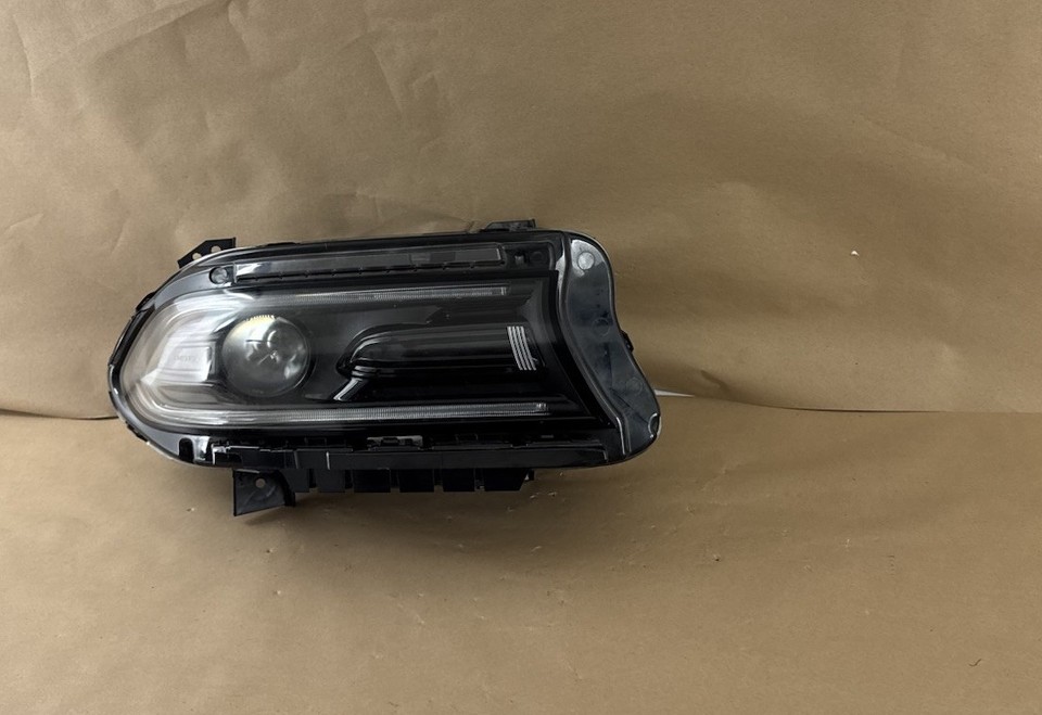2022 Dodge Charger Headlight PASSENGER Right Side Halogen LED OEM ...