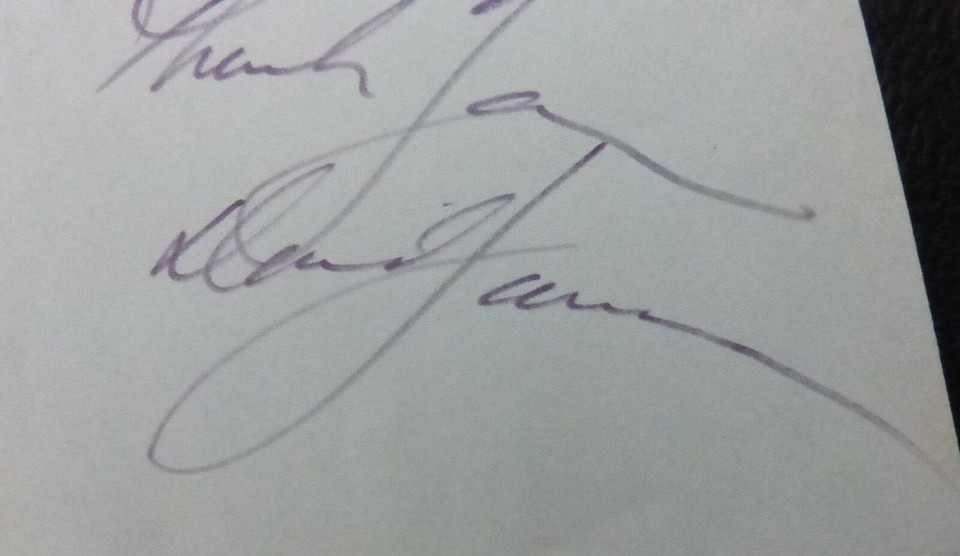 David Janssen Signed album page, 5-1/4" x 4-3/4( Actor The Fugitive ...