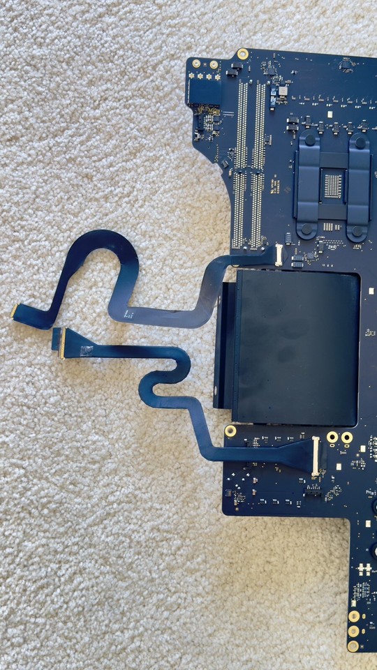 iMac Pro 18-core 2.3GHz Intel Xeon W LOGIC BOARD Radeon Pro APPLE ...