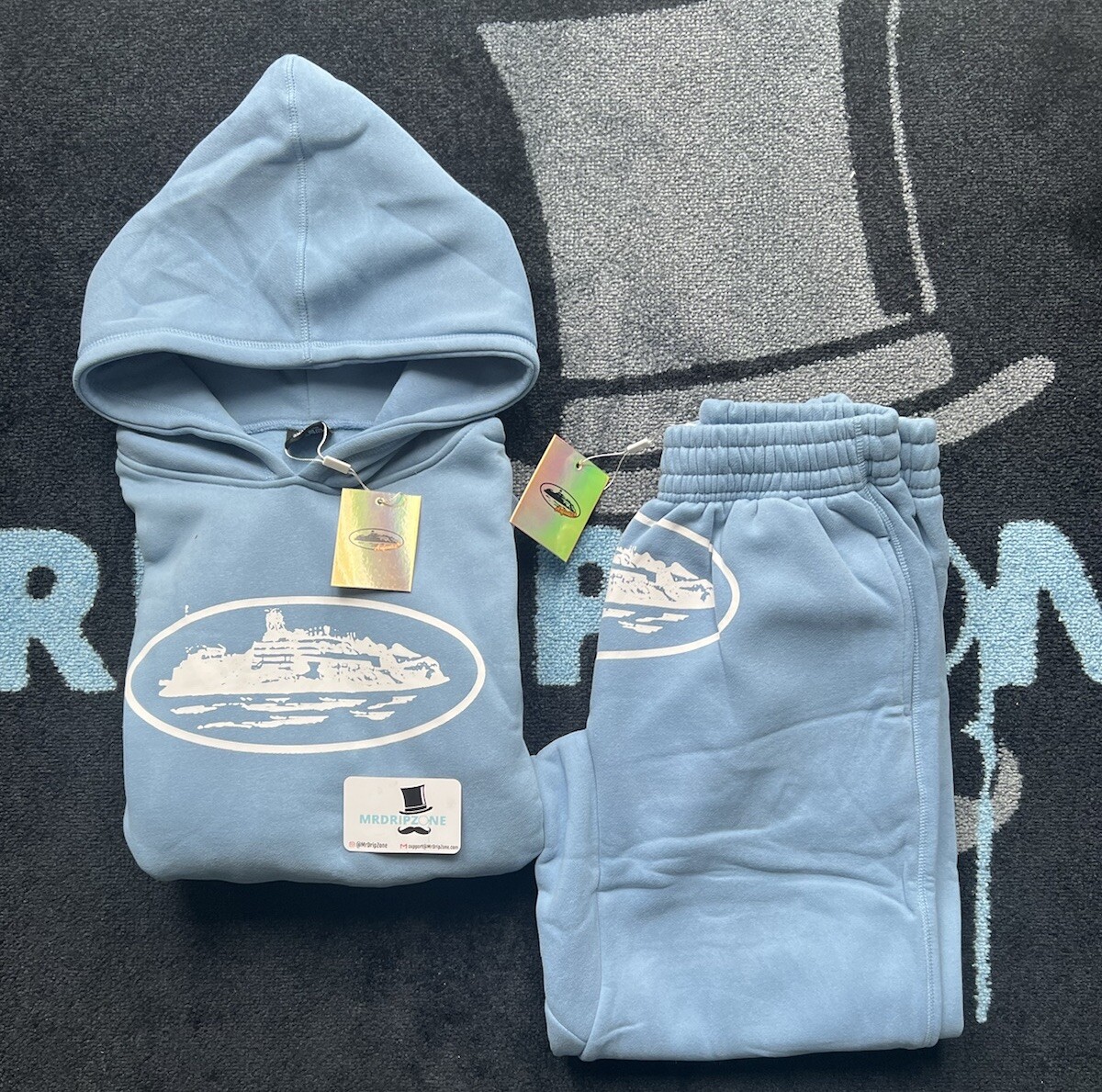 CORTEIZ ALCATRAZ TRACKSUIT | SIZE LARGE | BABY BLUE CORTEIZ ALCATRAZ TRACKSUIT | SIZE LARGE | BABY BLUE