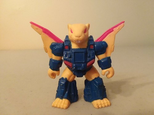 BATTLE BEASTS Series 2 Squirely Squirrel #49 Action Figure Hasbro ...