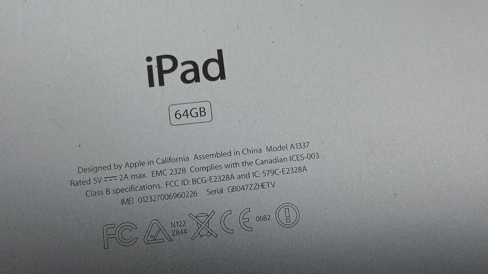 Lot of 12 Apple iPad (1st Generation) A1337 64 GB Wi-Fi + 3G 9.7 inch ...