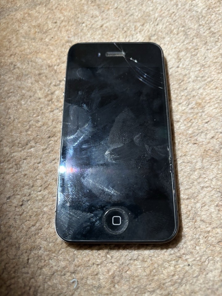 Collection Of Old Mobile Phones - I DO NOT KNOW IF ITEMS WORK! | eBay UK