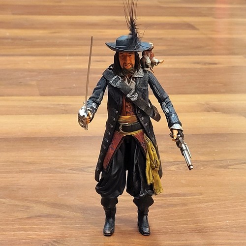 Pirates Of The Caribbean CAPTAIN BARBOSSA Action Figure NECA Disney ...