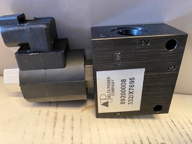 Maxon Hydraulic Lock Valve Assy. 282626-01 / 89200008 / 332/x7695 | eBay