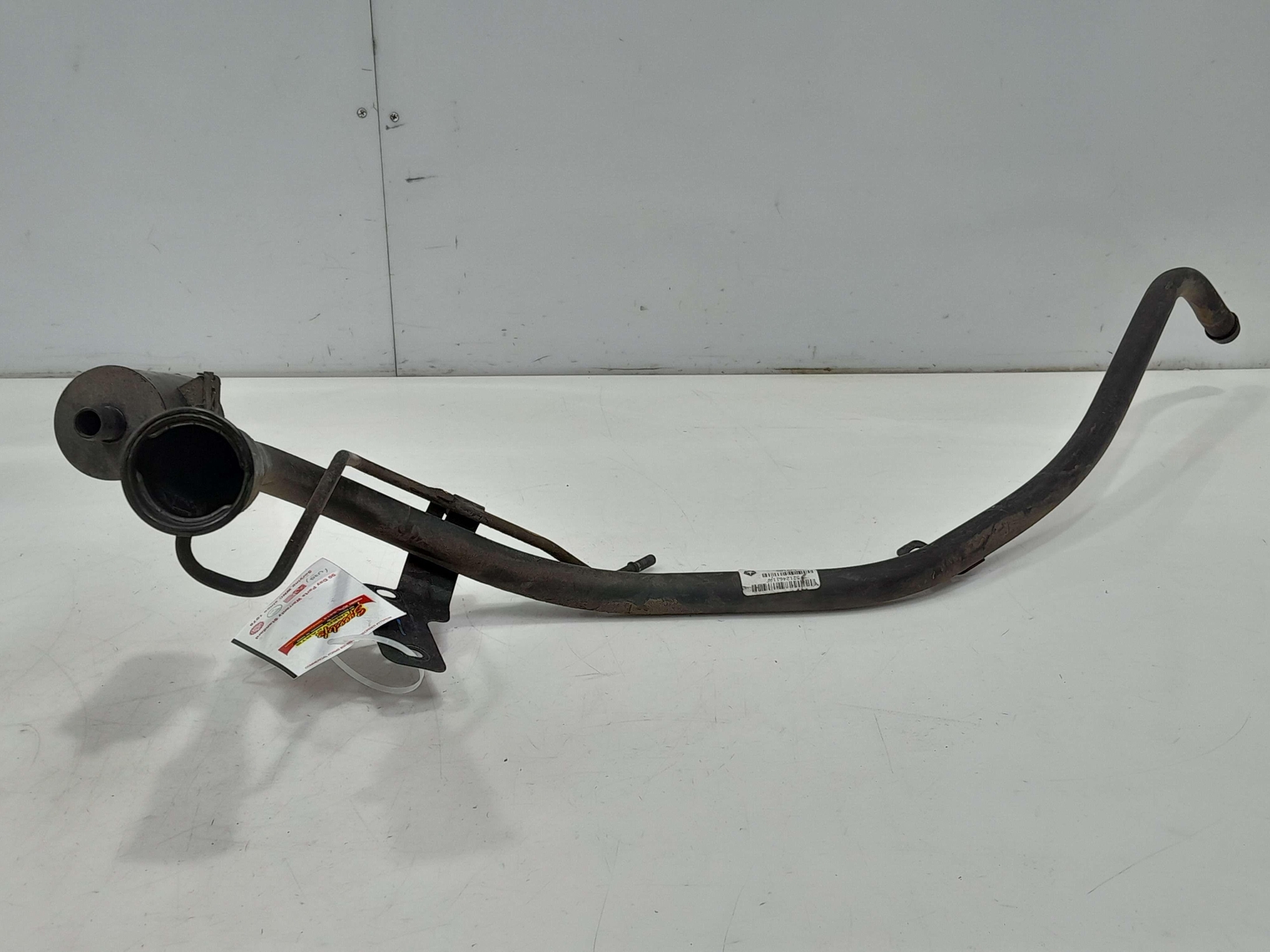 11 - 13 Jeep Grand Cherokee Fuel Filler Neck Filler Pipe Assembly OEM ...