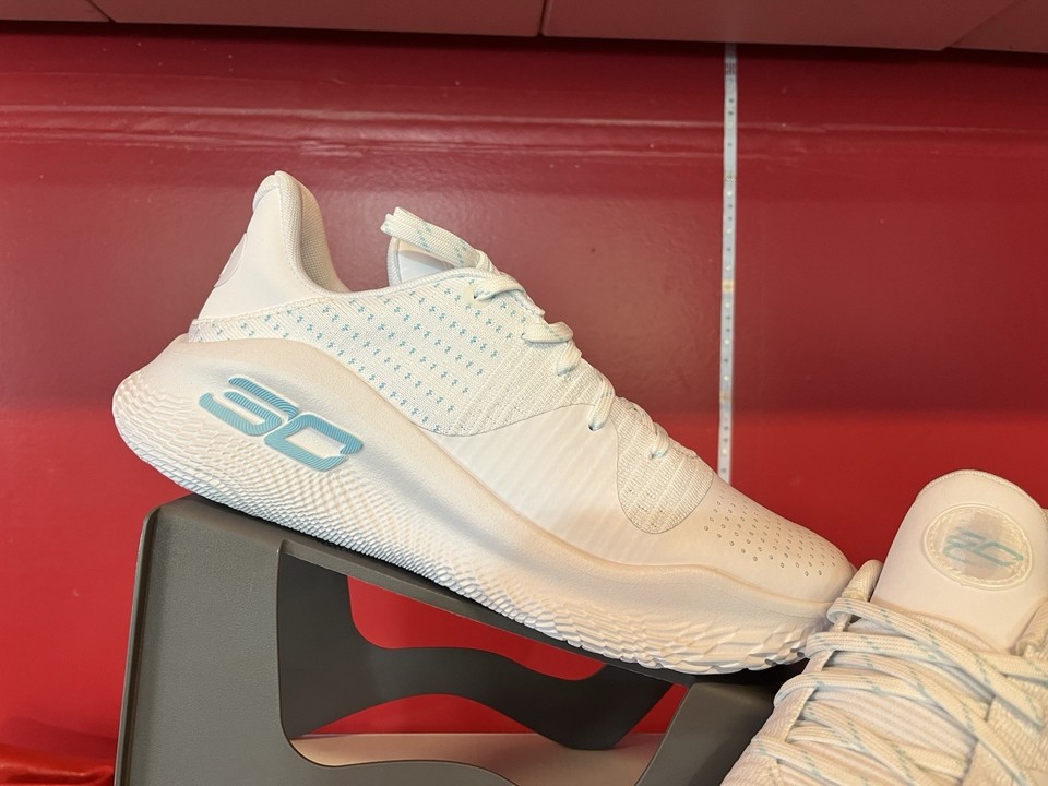 UNDER ARMOUR CURRY 4 (IV) LOW FLOTRO WHITE LIGHT BLUE SIZE 10 🔥 RARE 🔥 ...