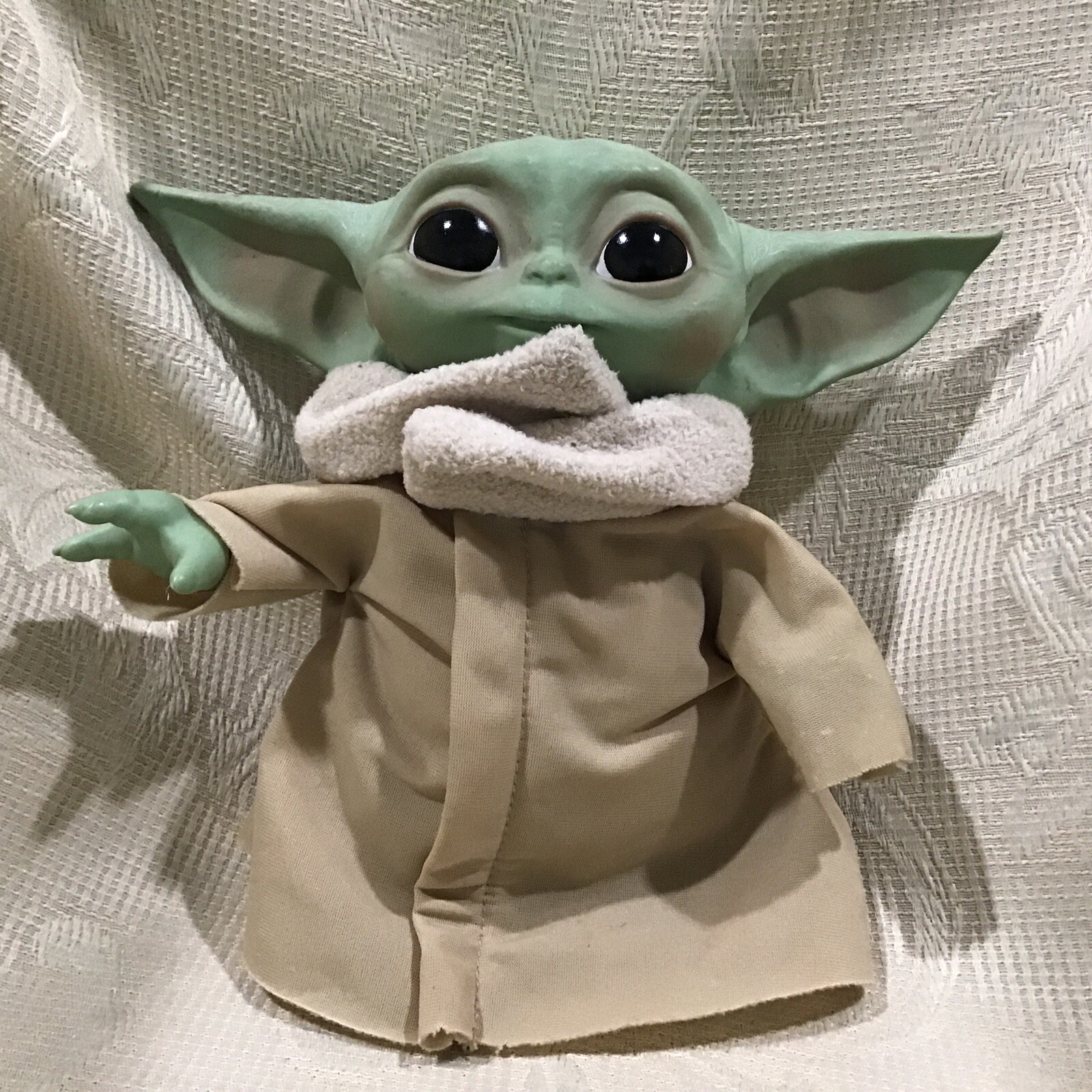 Star Wars The Child Baby Yoda Grogu Talking Plush Toy Mandalorian 8 ...