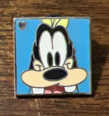 Disney Trading Pin Goofy Face Blue Square | eBay