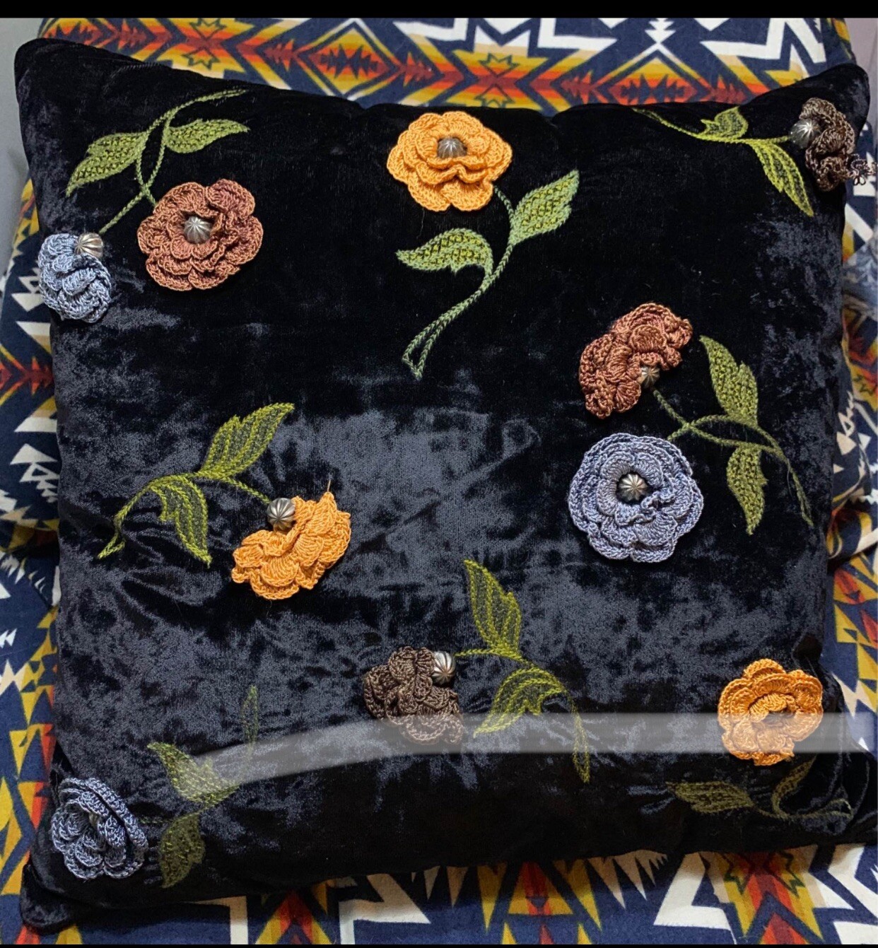 Double D Ranch Ranchwear Vintage Velvet Crochet Flowe… - Gem