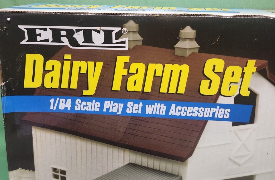 Ertl 1/64th Scale Dairy Farm Over 65 Pieces NIB 36881122791| eBay