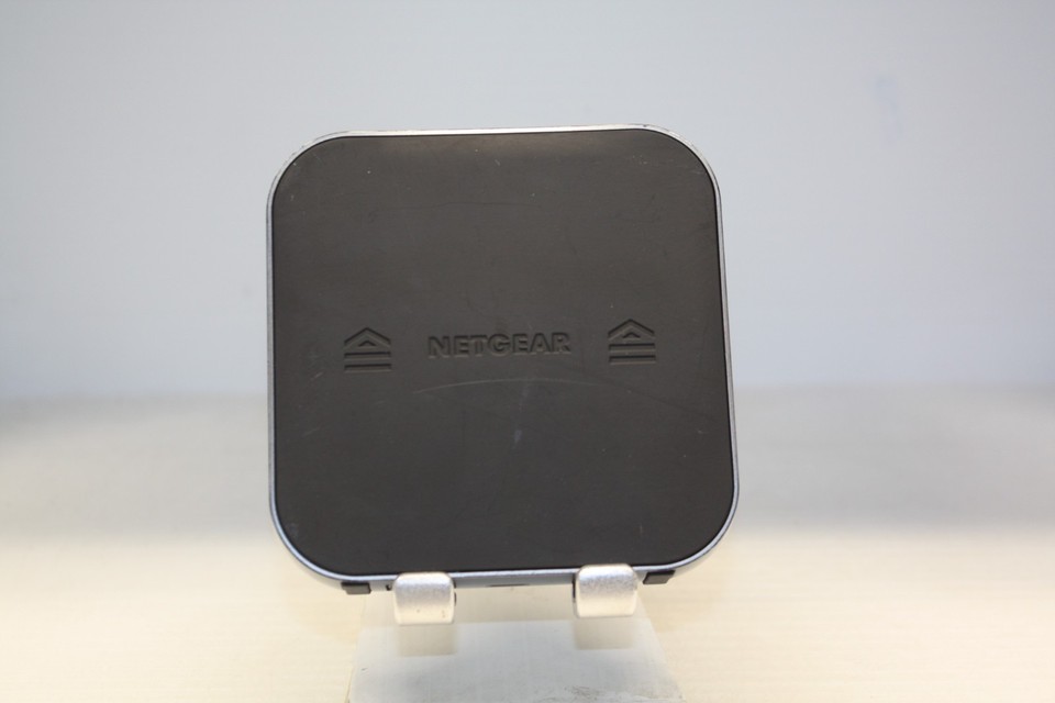 NETGEAR Nighthawk M1 MR1100 (UNLOCKED) 4G LTE Mobile Hotspot Router ...