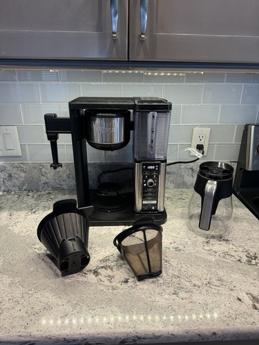 Ninja CM401 Specialty 10-Cup Coffee Maker with 4 Brew Styles for Ground ...