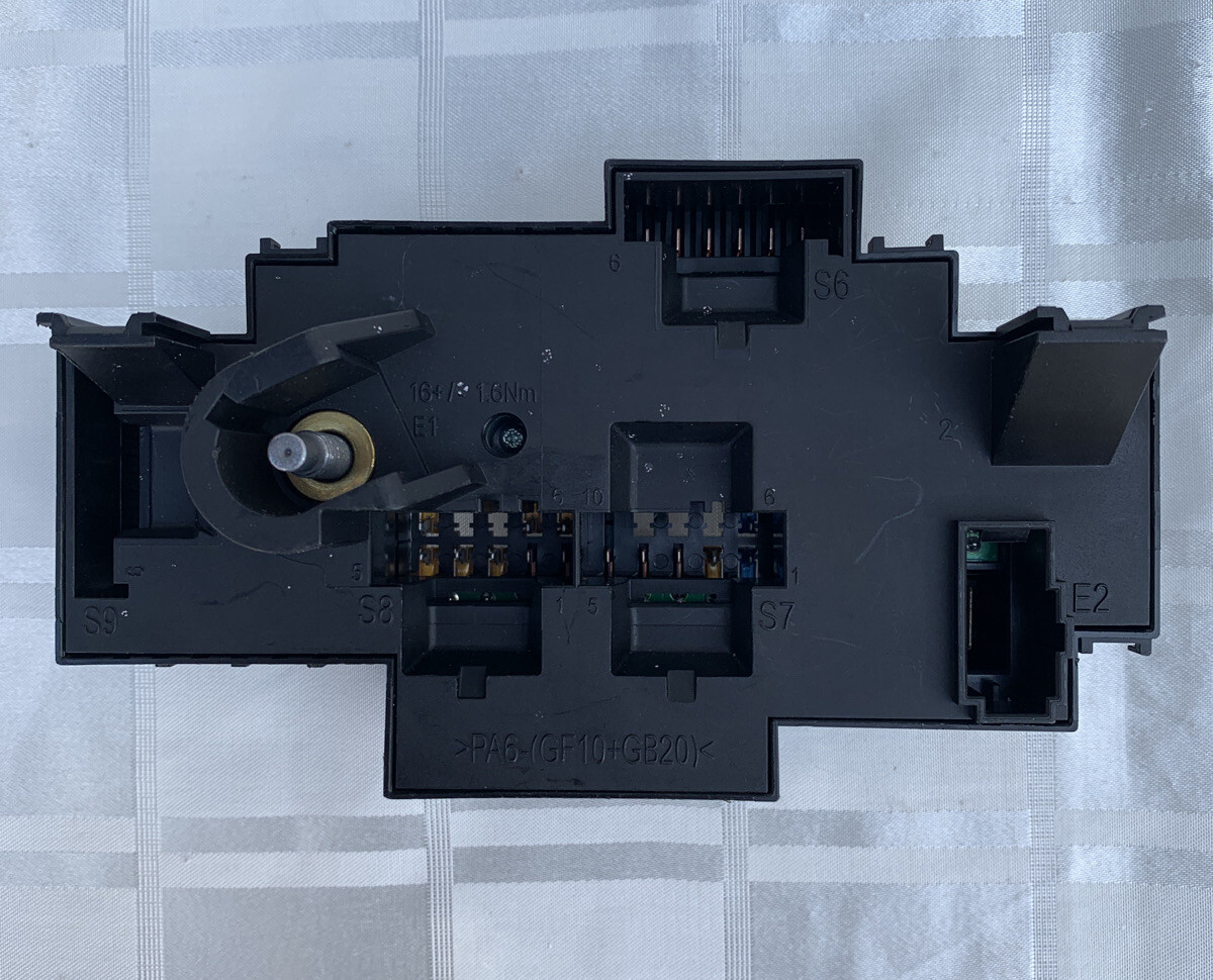 MERCEDES C W205 GLC W253 FRONT FUSE BOX RELAY UNIT A2229063202 | eBay