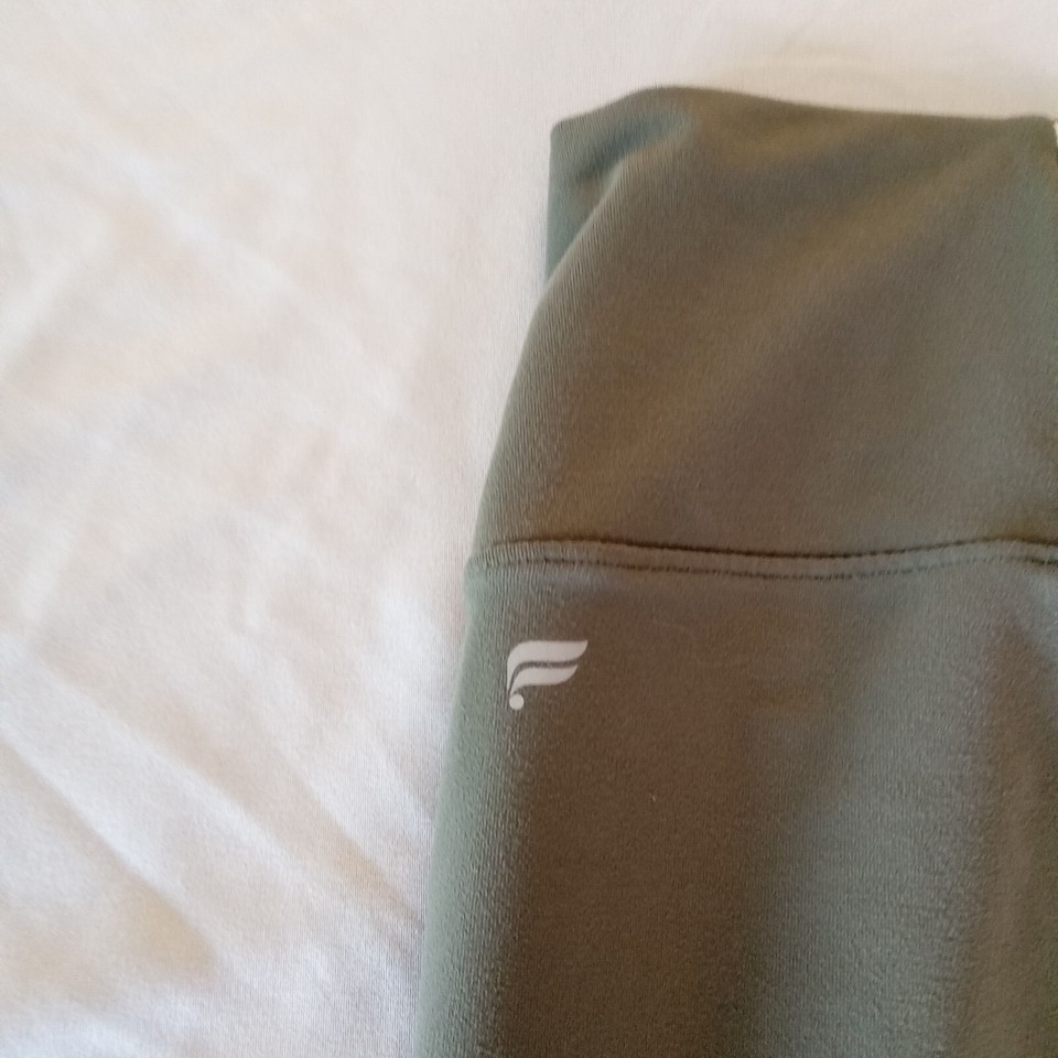Fabletics PowerHold Boost High-Waisted 7/8 Legging Size 2X Green Moss ...