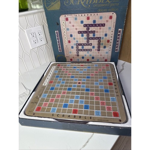 1982 Scrabble Deluxe Turntable Rotating board game Complete Wood Maroon ...