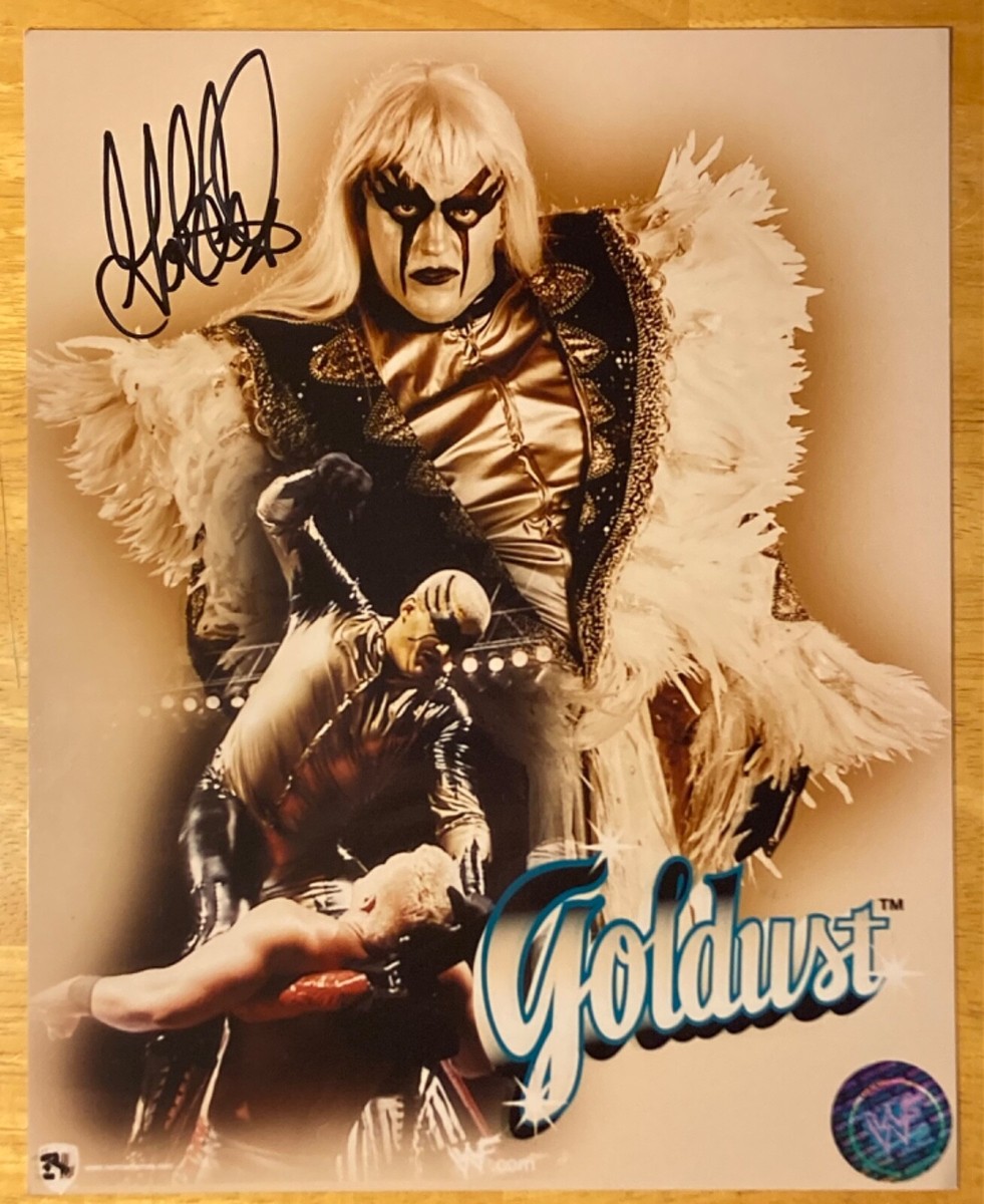 Magazine Of Gold Dust Wwe