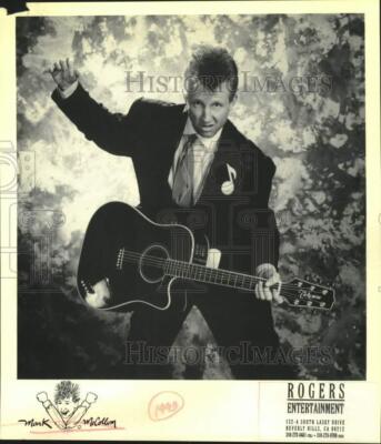 1993 Press Photo Entertainer Mark McCollum - sax03807 | eBay