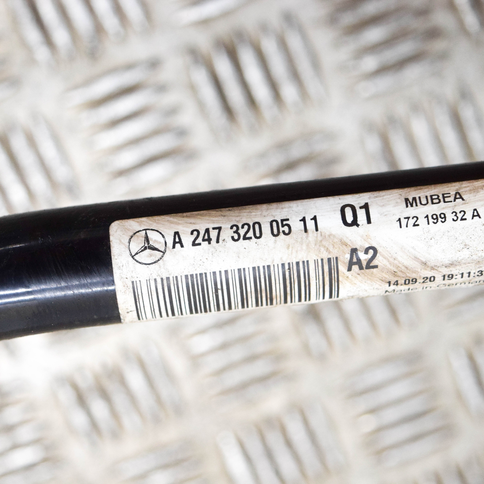 MERCEDES-BENZ A V177 220d 140kw Front Anti Roll Stabilizer A2473200511 ...