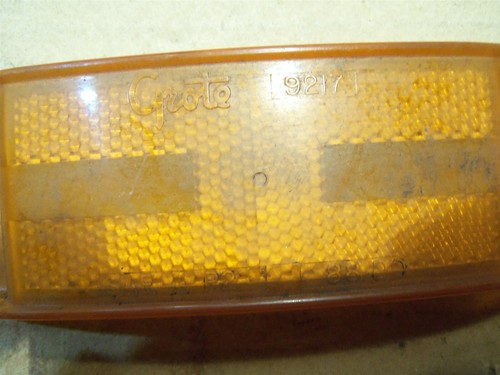 Grote 9217 SAE A-P2 88DOT Amber Lens *FREE SHIPPING* | eBay