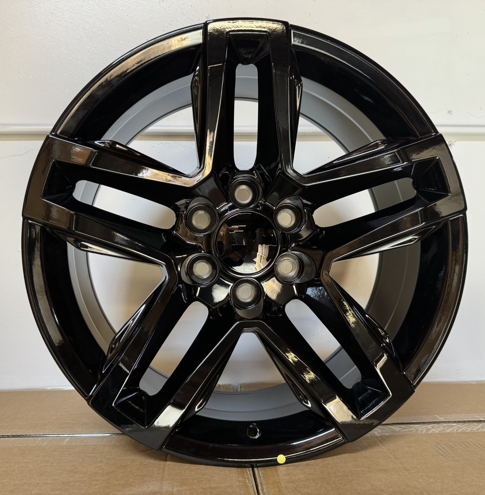 1999-2022 Chevy Silverado Tahoe TRAIL BOSS 18x8.5" Gloss Black Wheel ...