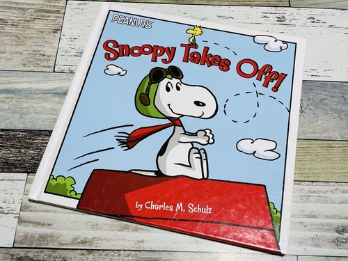 Peanuts Snoopy Takes Off English Bilingual Picture Book for Kids Used ...