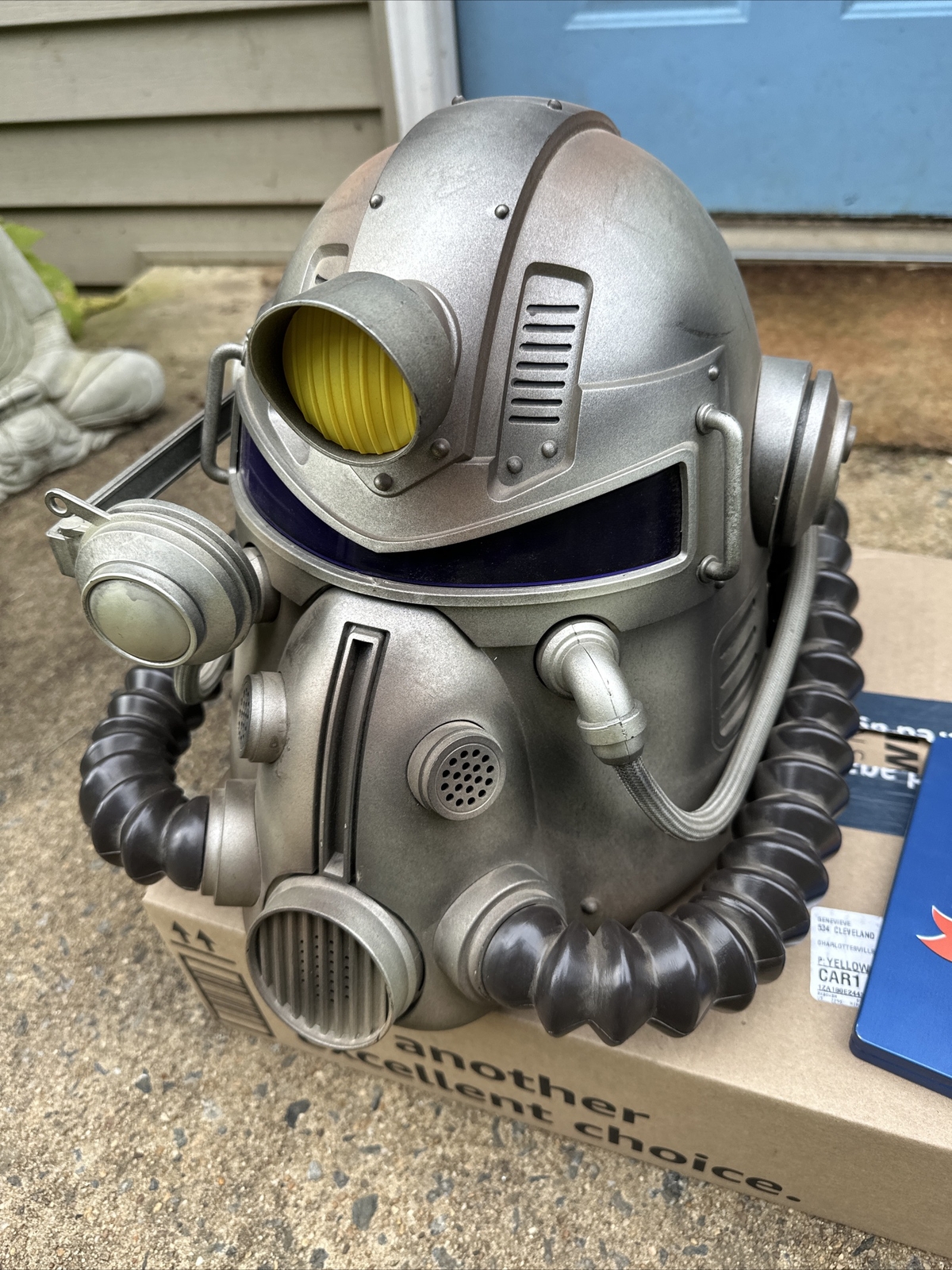 Fallout 76 Power Armor Collectors Edition T-51 Helmet, Steelbook case ...