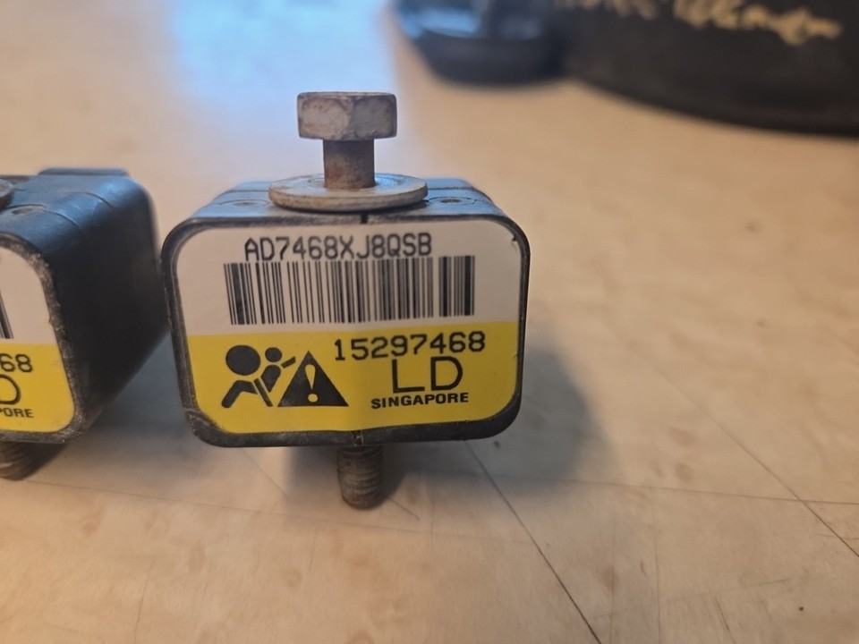 2007 - 2008 Chevrolet Silverado GMC Sierra FRONT Sensor 15297468 OEM | eBay