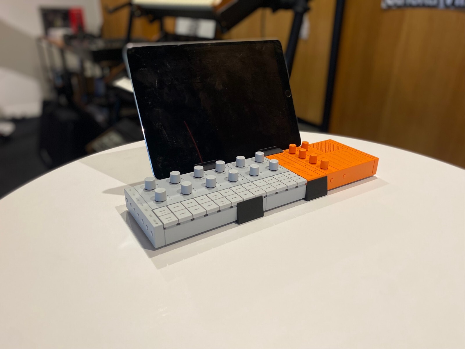 Stand Holder for SEQTRAK Yamaha Attach Your tablet IPAD / Smartphone | eBay