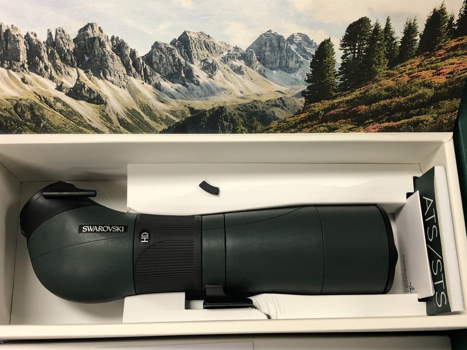 Swarovski ATS 65 HD Angled Spotting Scope with 25-50x Wide Eyepiece ...