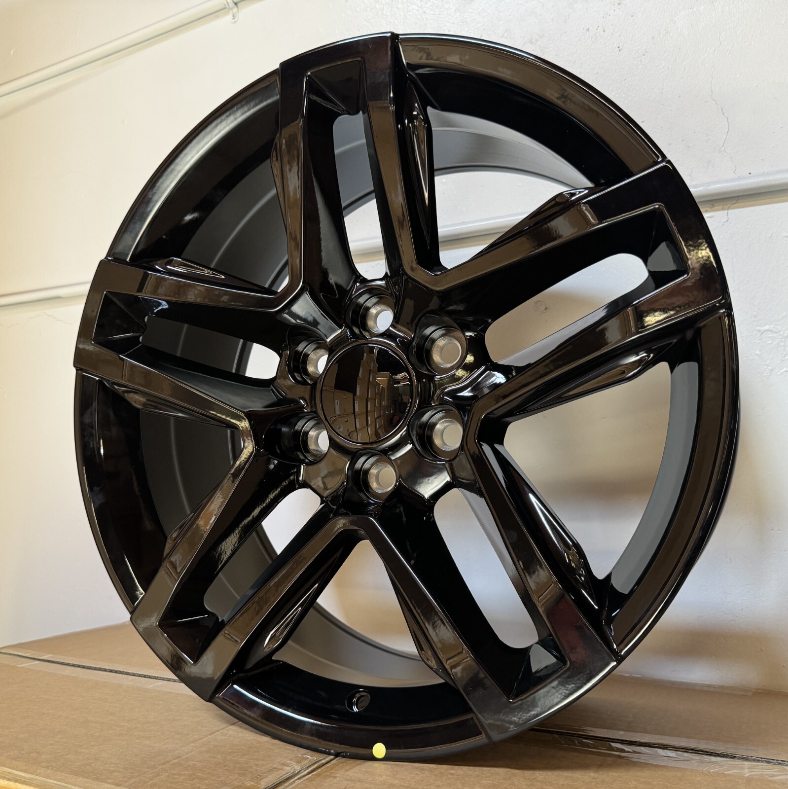 1999-2022 Chevy Silverado Tahoe TRAIL BOSS 18x8.5" Gloss Black Wheel ...