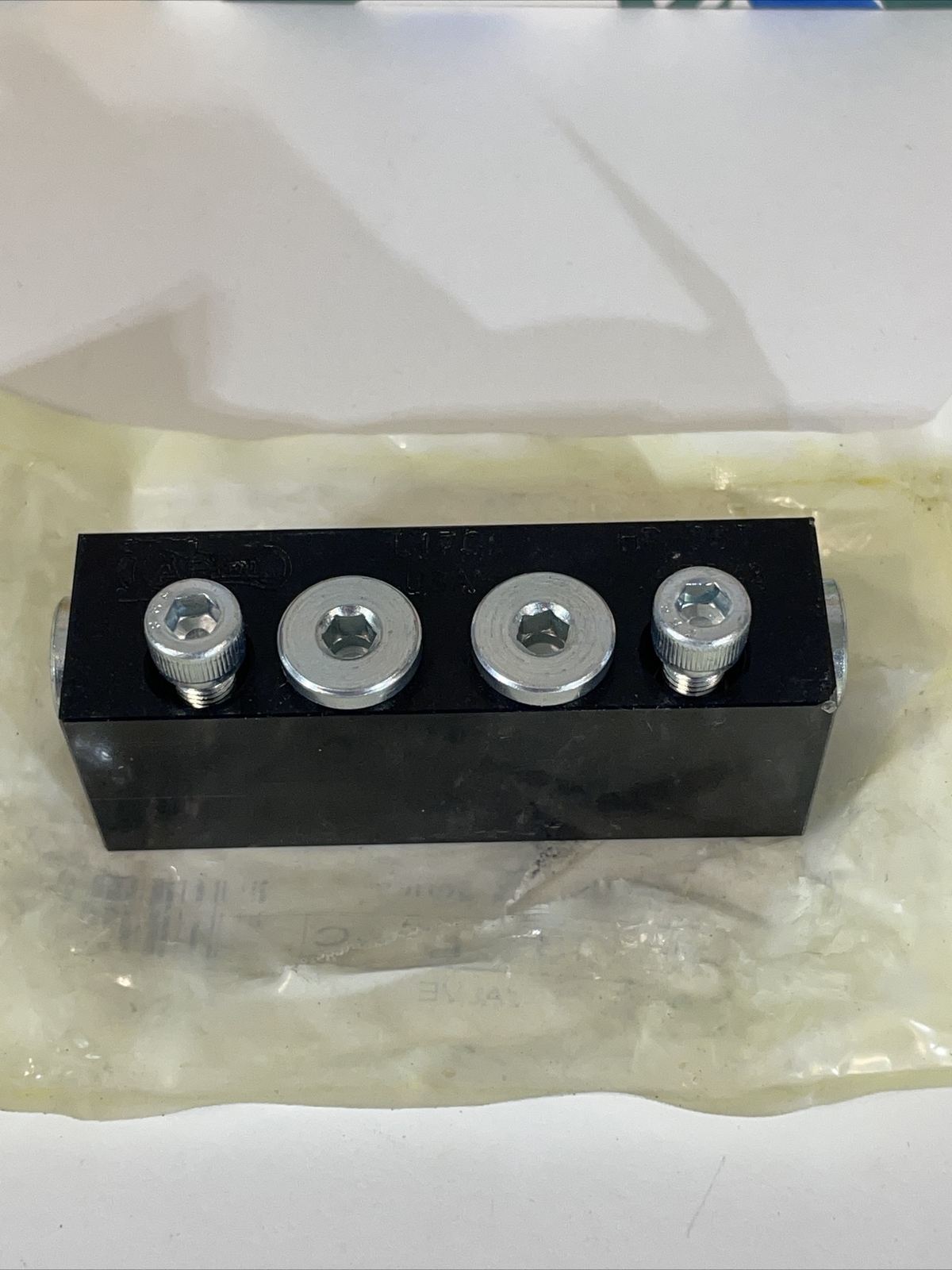 Ariel Hydraulics A5543 L17C HP-06T Lubrication Divider Valve | eBay