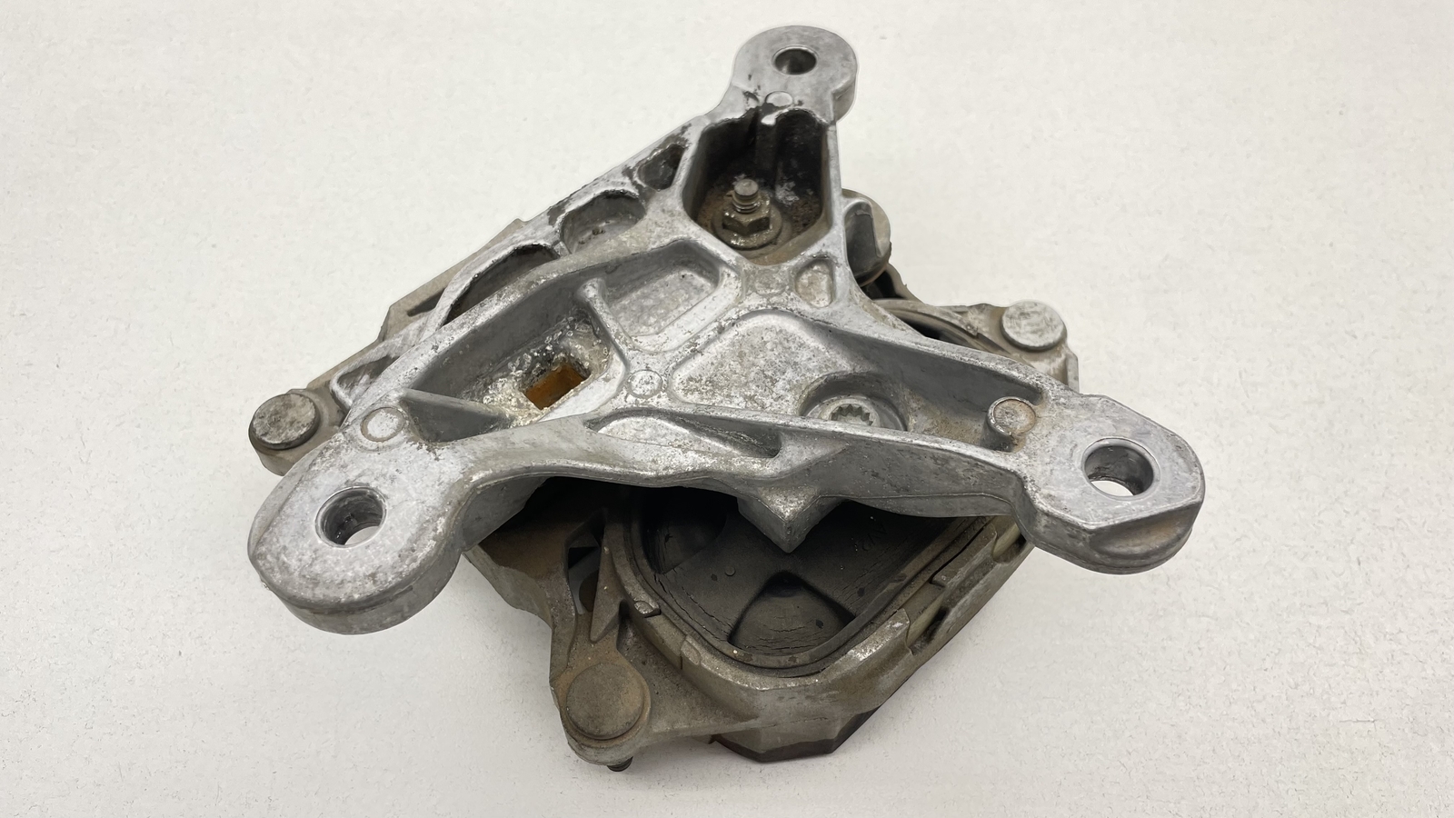 2013-2016 AUDI Transmission Mount With Bracket OEM #4G0399153T | eBay